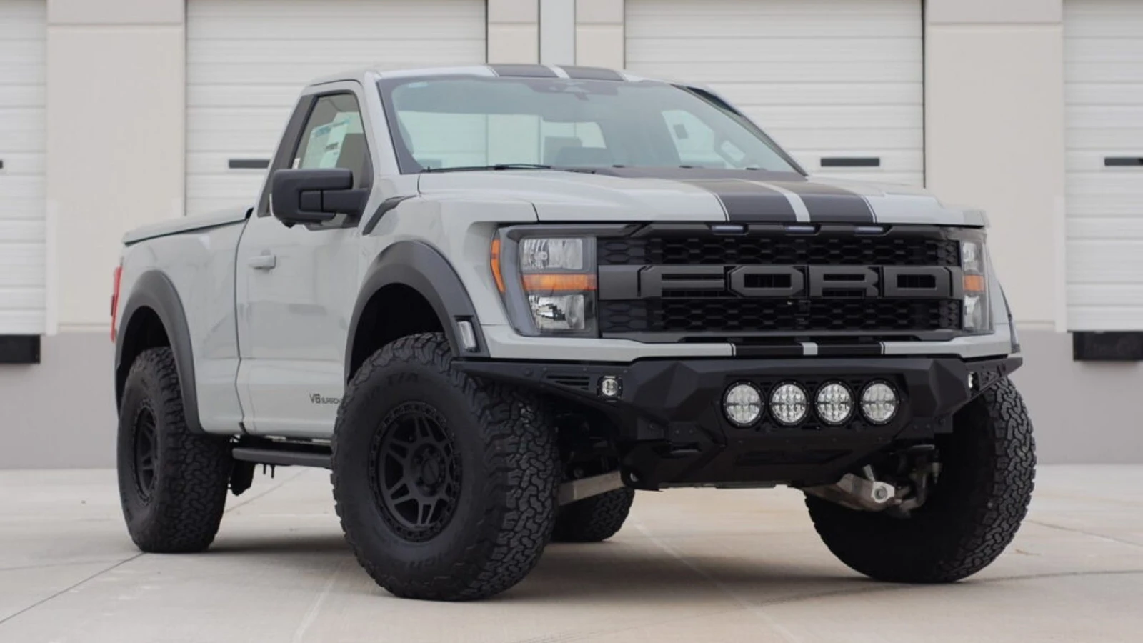 Conocé esta F-150 Raptor R de cabina simple - Aliaga Multimarcas
